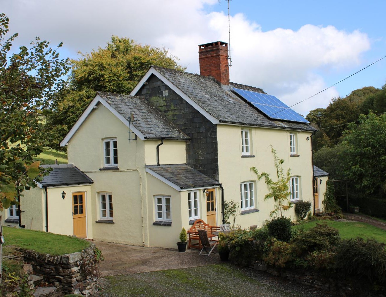 One Lower Spire Cottage At Liscombe - Unique Holiday Cottages