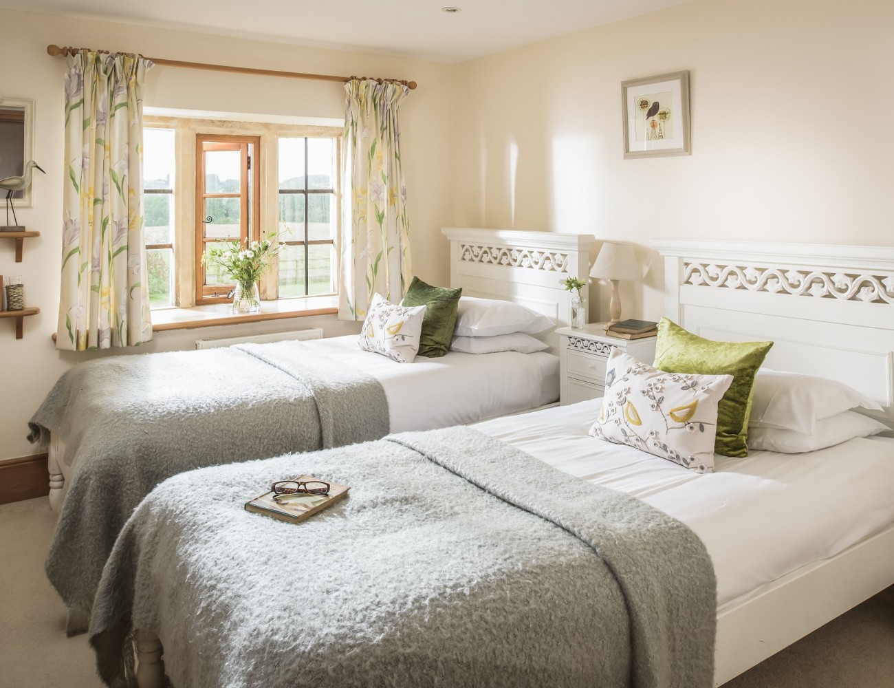 Lower Hedge Farm - Unique Holiday Cottages